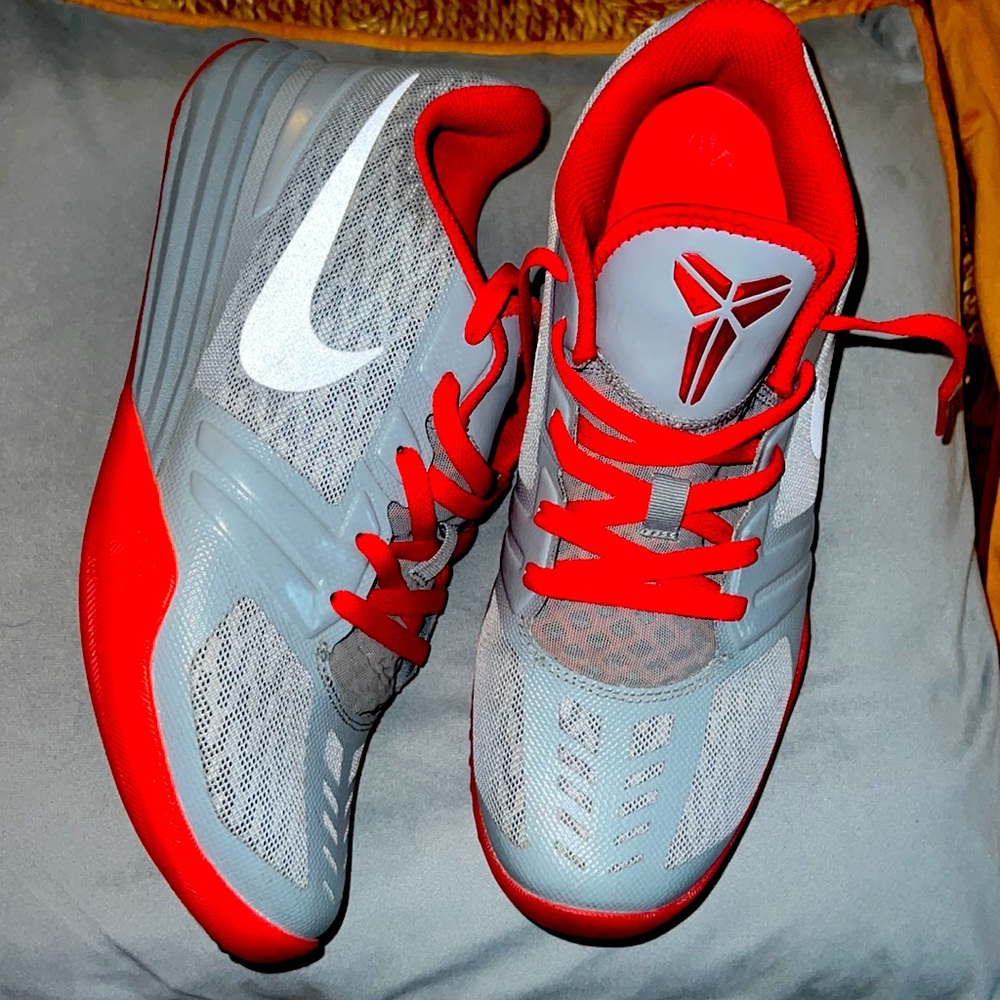 Nike Kobe Bryant Mentality Nemesis. Worn A Few Times. - Gem